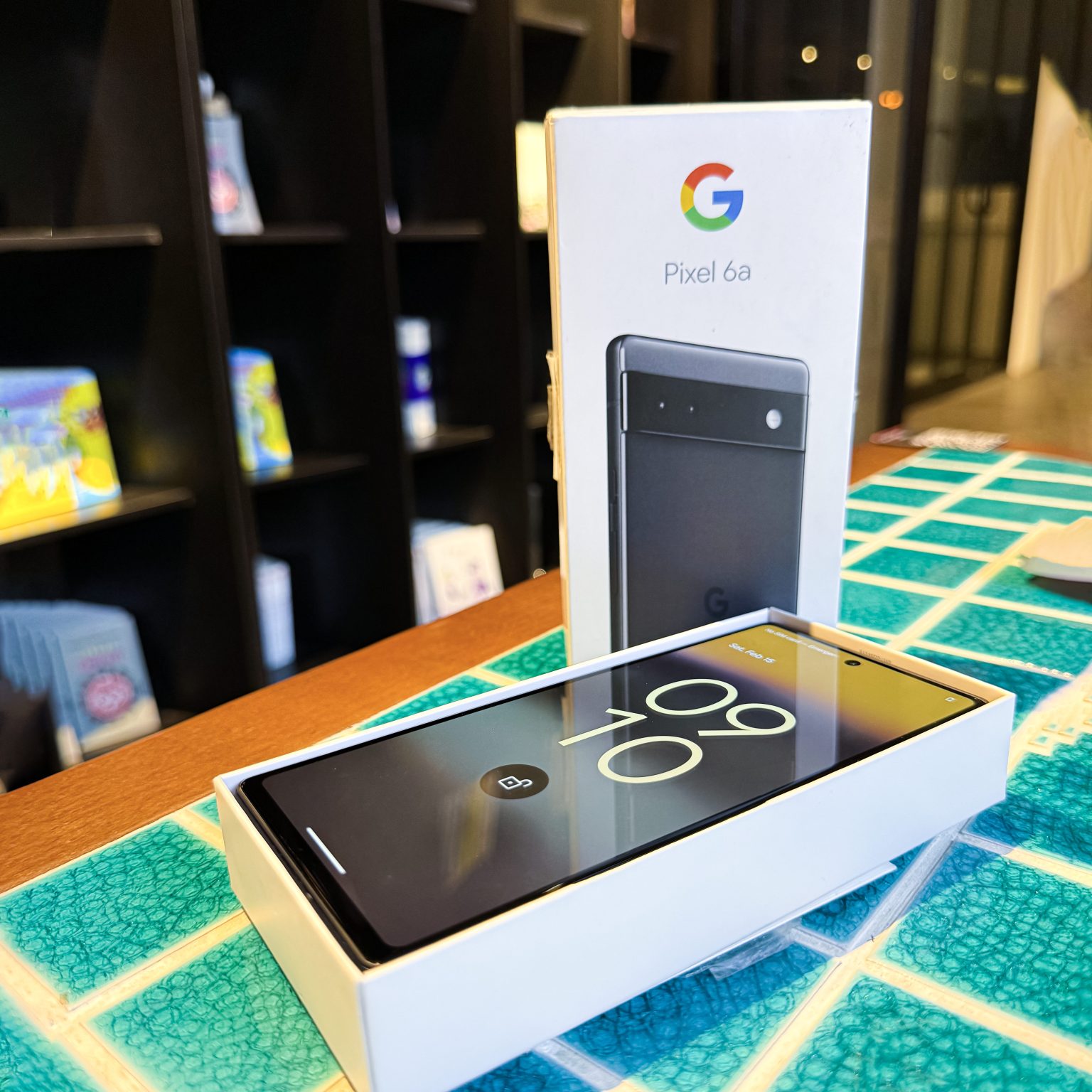 Khác biệt giữa Pixel Lock và Pixel Quốc tế? Bản Lock có phải là “món ...