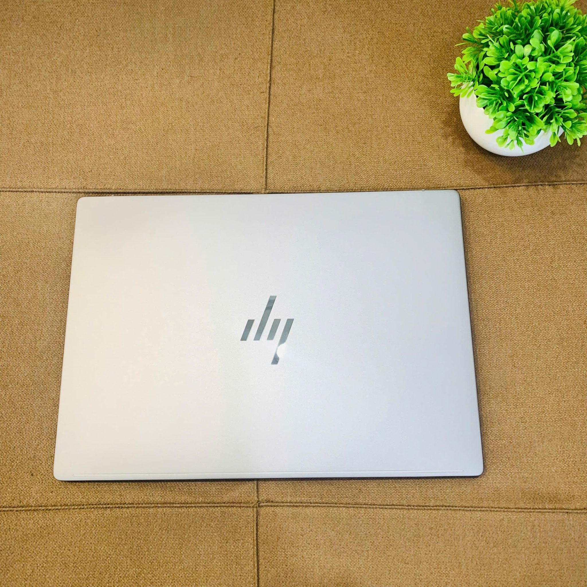 HP Omnibook 14 AI Snapdragon X Eilte - Laptop tích hợp AI, đỉnh cao đồ ...